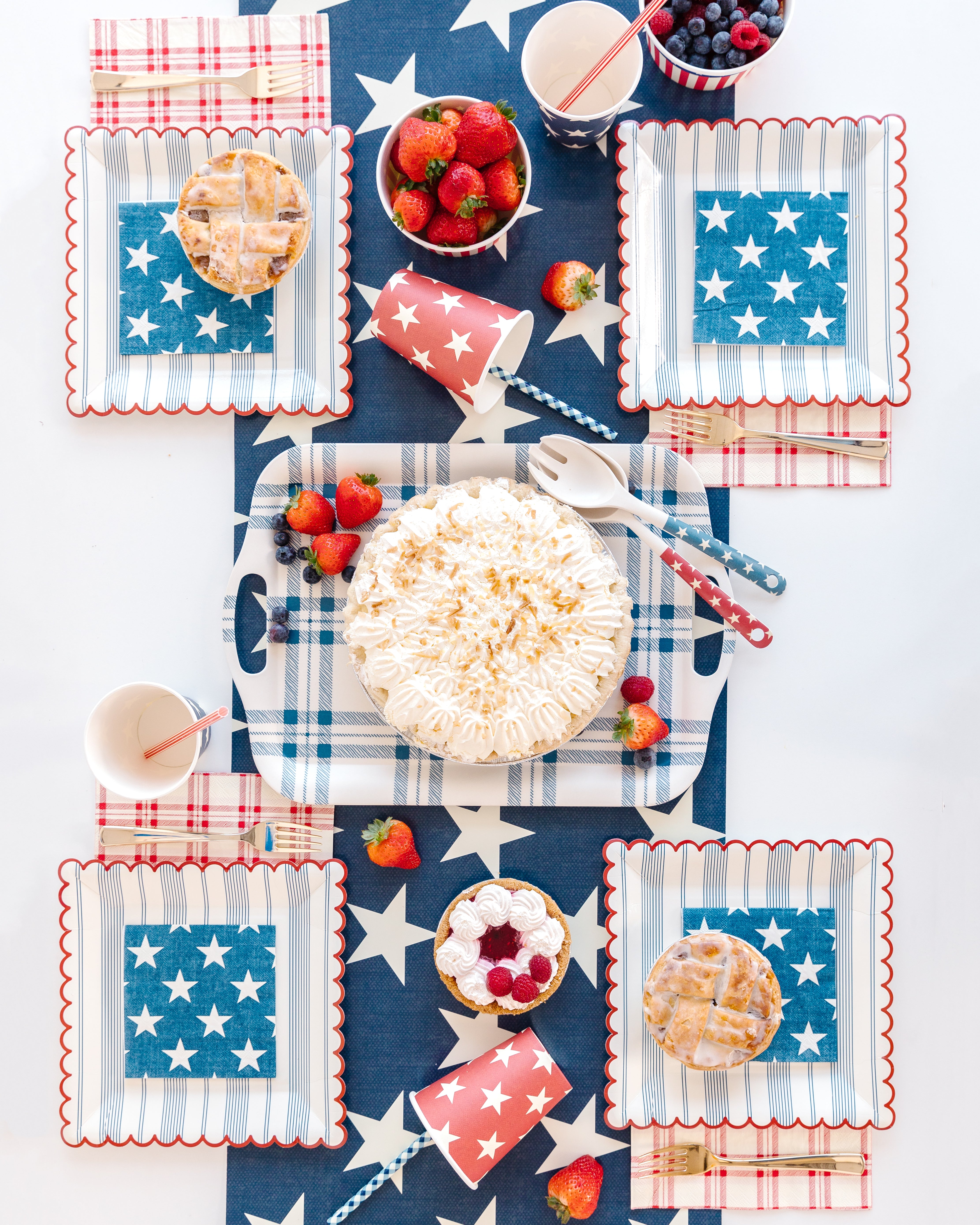 Blue Star Table Runner, 16" x 120" – Eastern Sequoia